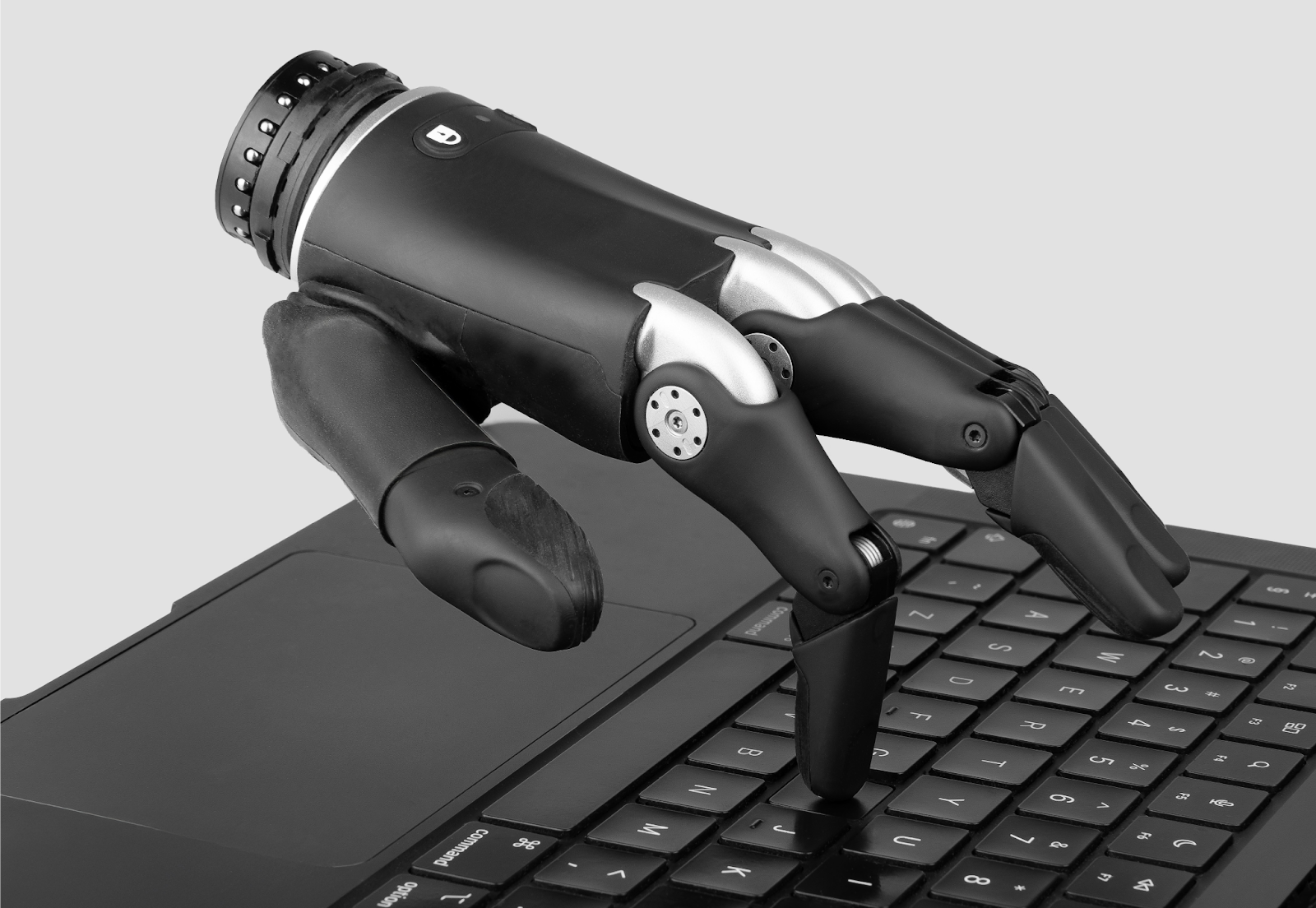 Zeus Hand vs Traditional Upper Limb Prosthetics